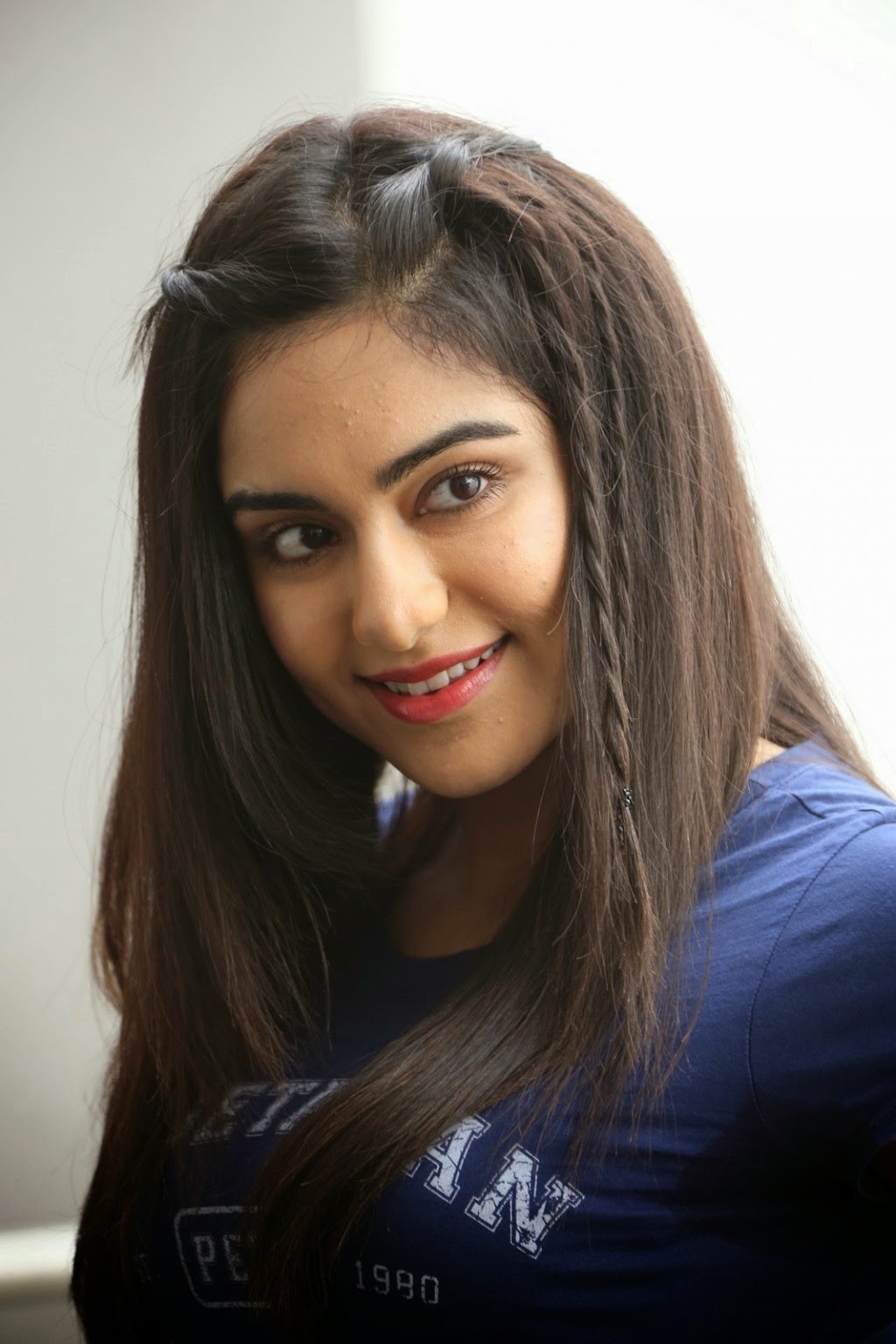 Kamapisachi Bollywood Actress Adah Sharma