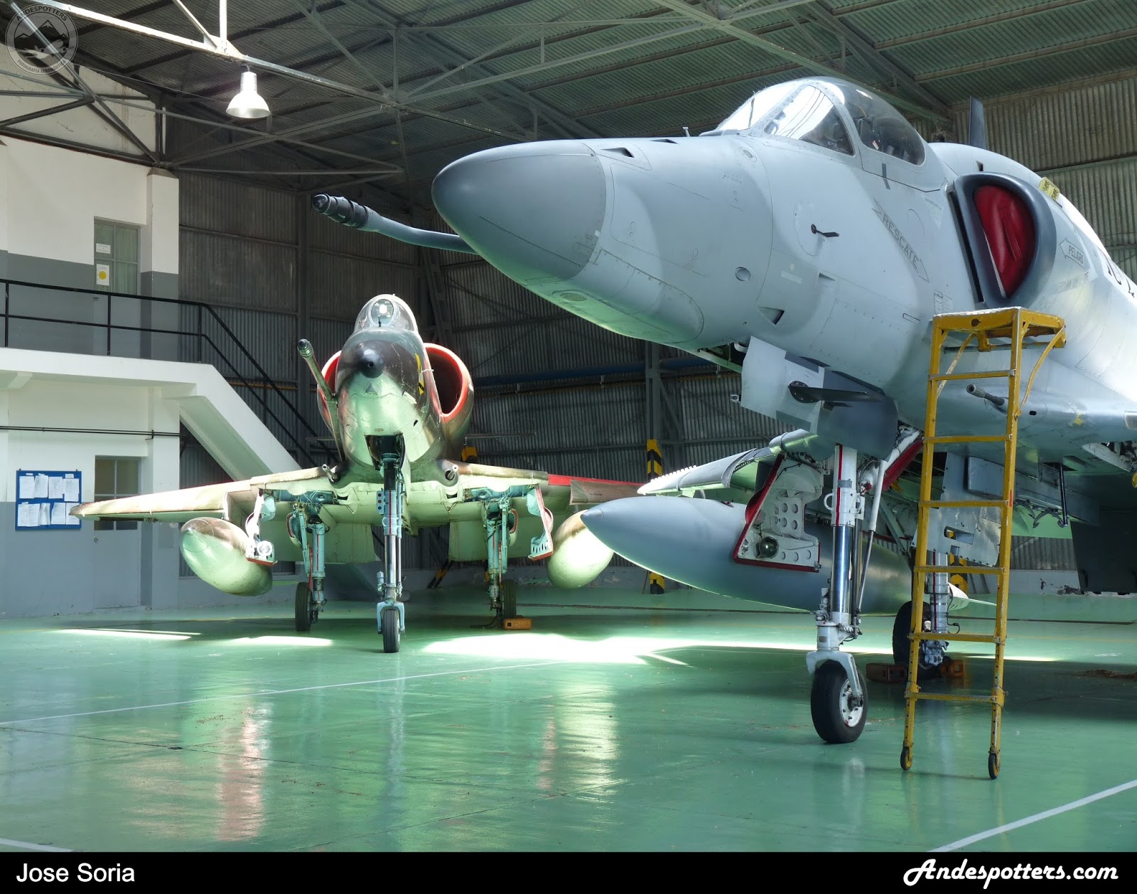 AndeSpotters: 20 Años del OA/A-4AR Fightinghawk en la Fuerza Aérea ...