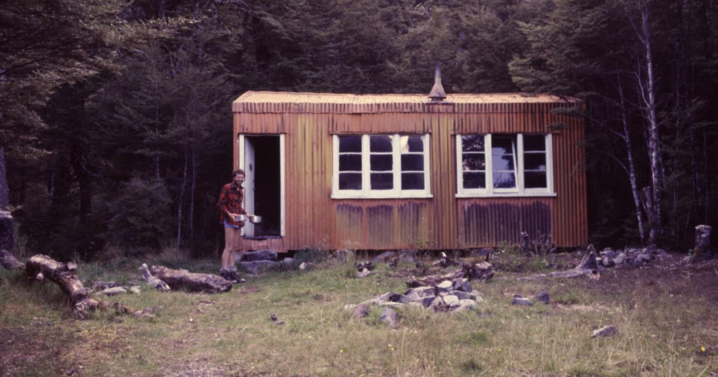 Refocused: Huts - 05