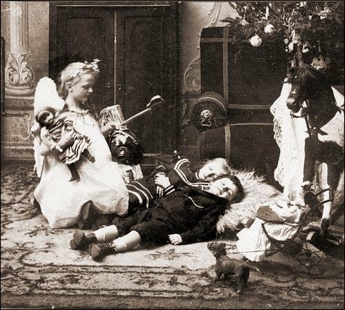 Life on: [ The Seventh Cloud ] : Victorian Mourning and Post-Mortem ...