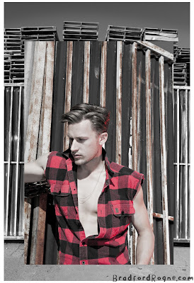 THE BLOG OF PHOTOGRAPHER BRADFORD ROGNE: Lee Kholafai & Jonathan Waud ...