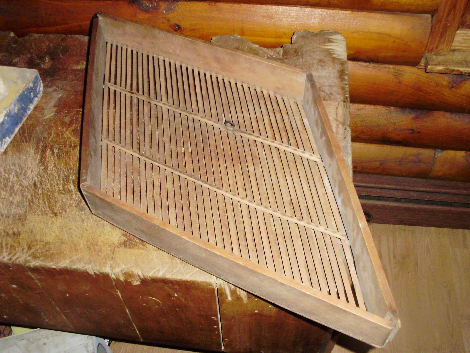 Log Cabin Antiques & Gifts: Shaker bean sifter