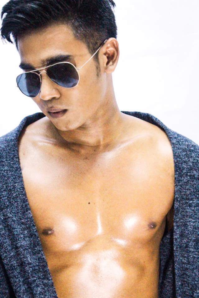 M y a n m a r H u n k s: Daniel Aung @ Zombie Studio