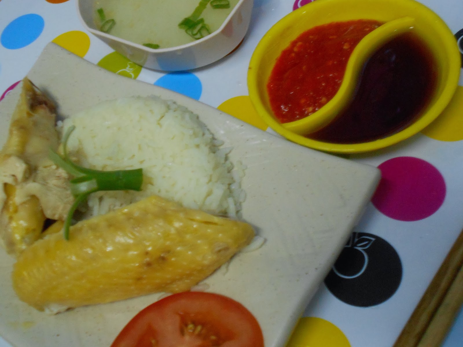MY LITTLE KITCHEN: HAINANESE CHICKEN RICE (POACHED WHITE CHICKEN)