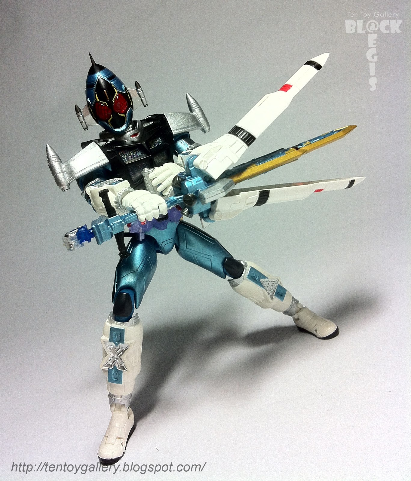 Ten Toy Gallery: Review: S.H.Figuarts Masked Rider Fourze Cosmic States