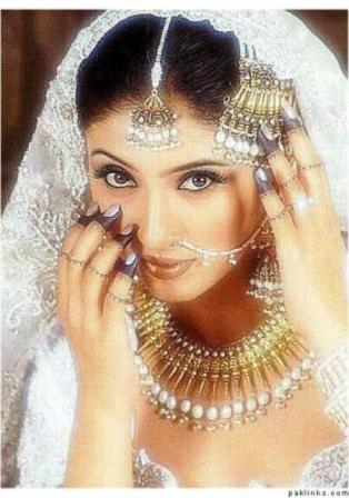 Latest Pakistani Bridal Nose Pin Jhumar Designs Collection 2012 ...