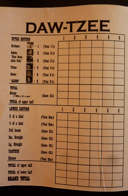 YourLifeUncommon: FAMILY YAHTZEE! Super Fun Christmas Gift Idea!