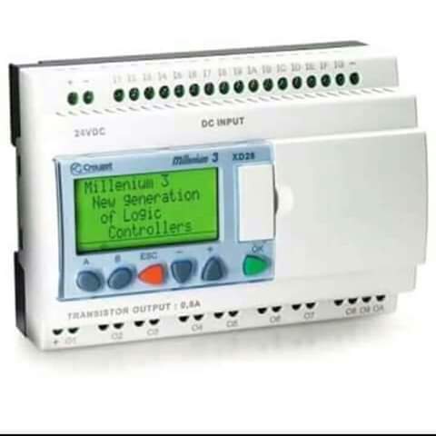 ما هو ال PLC وما مكوناته