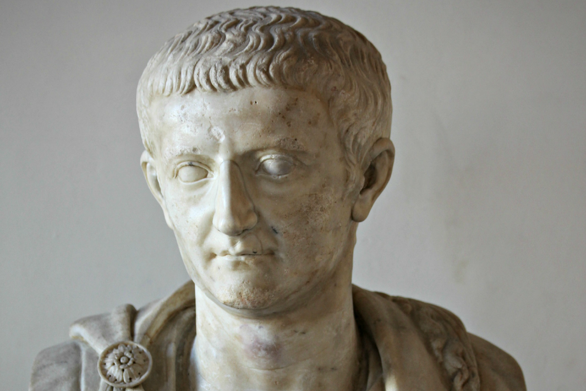 antrophistoria: De Jacko a Tiberio: desmontando Mitos, valorando la ...