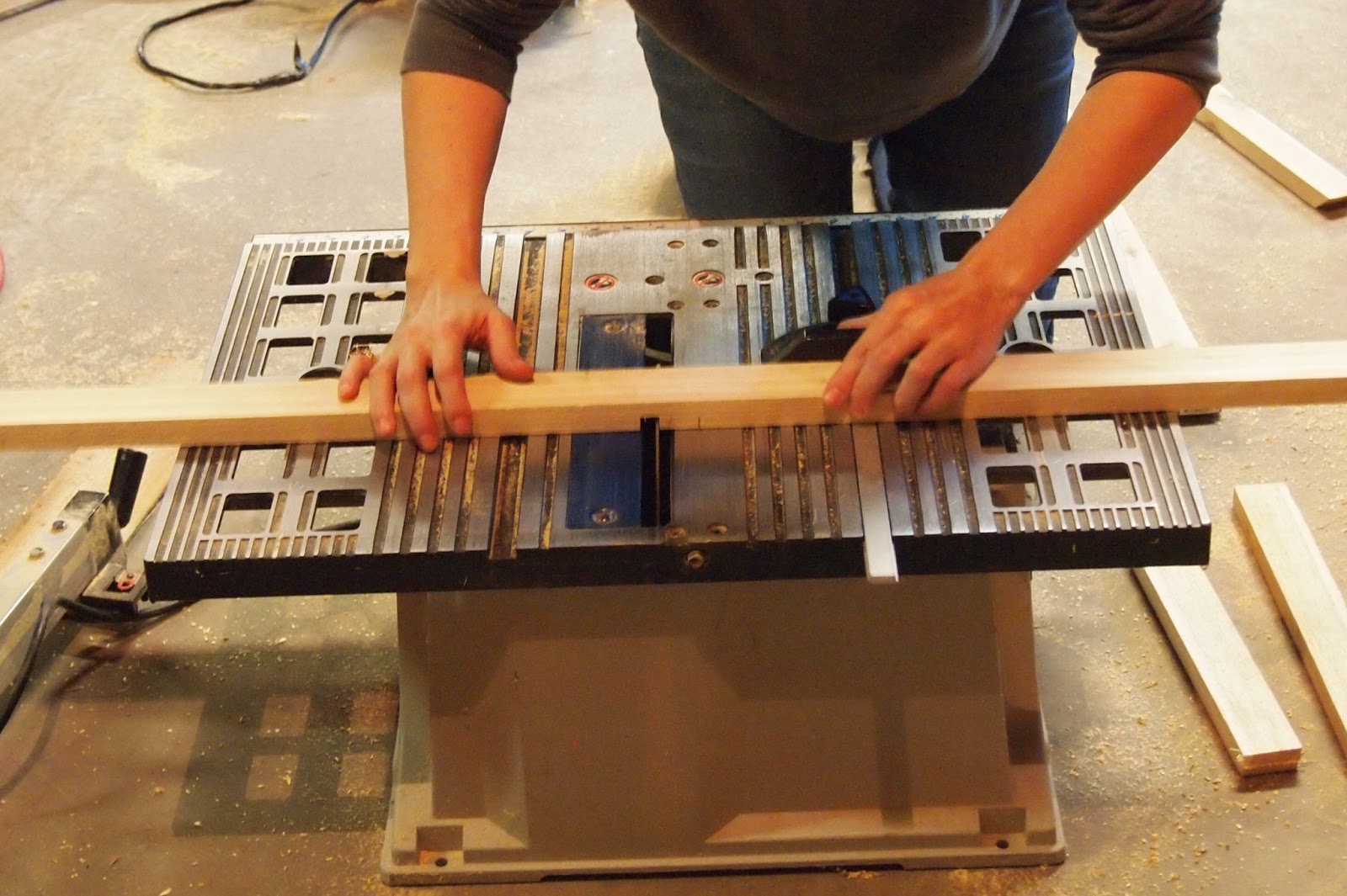 How to Build a Canvas Stretcher