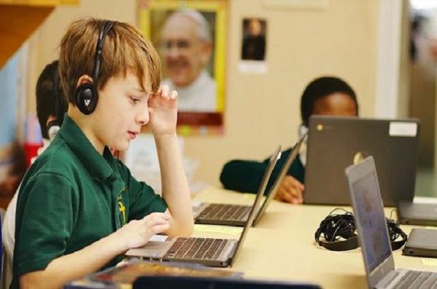 SAM- A Self-learning assistance system for efficient processes