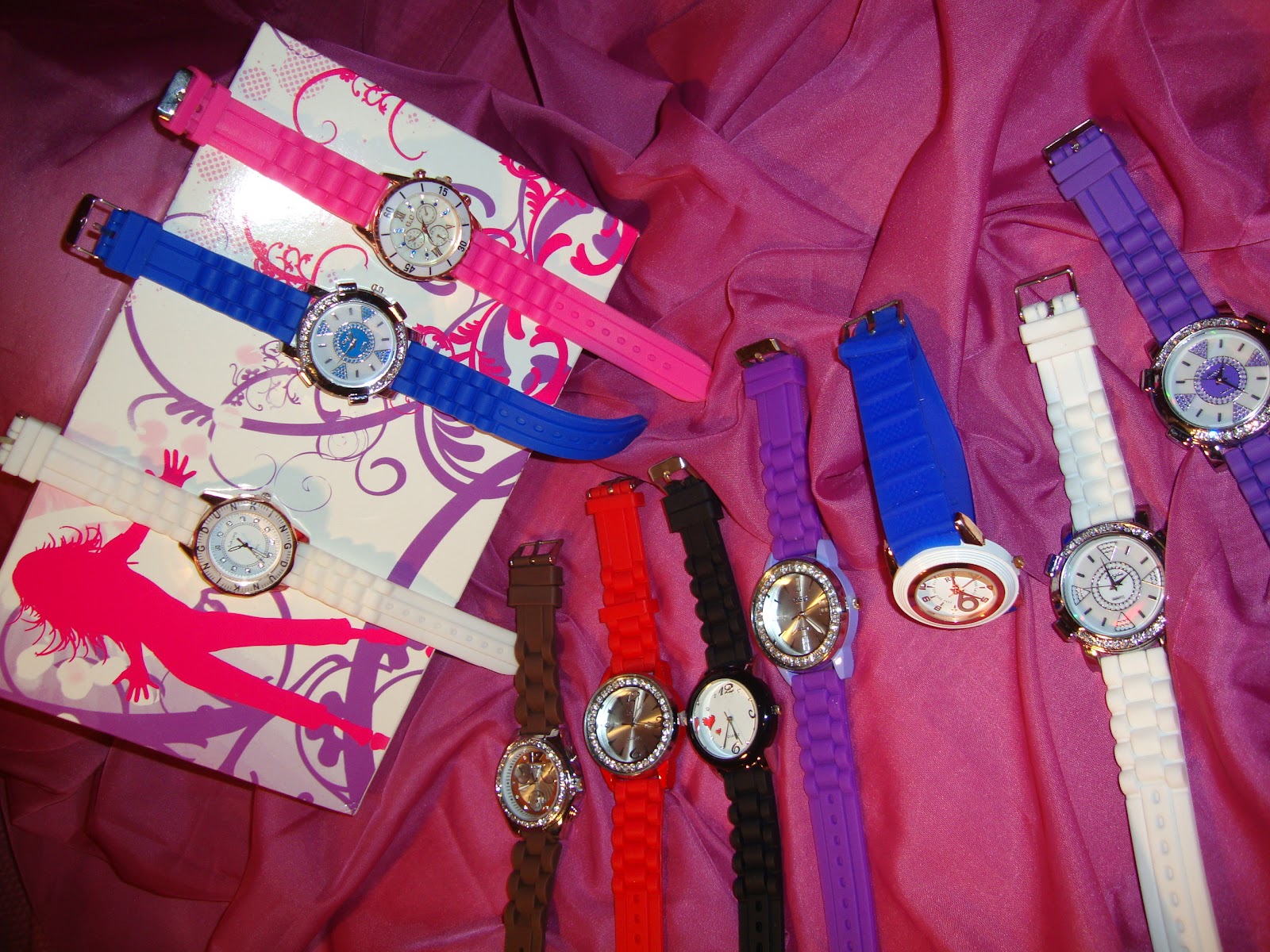 Women´s Colors: DIVIÉRTETE CON COLORIDOS RELOJES