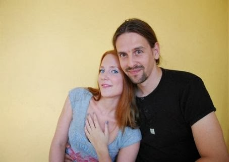 Simone Simons Married
