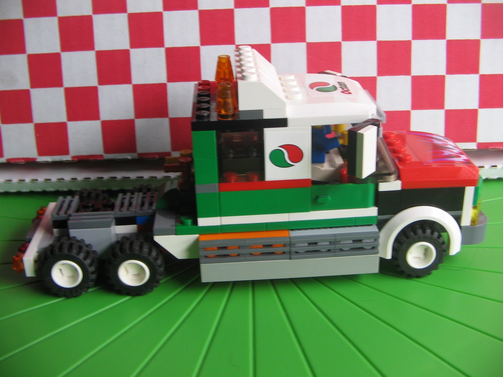 BrickCreator: A LEGO® Semi