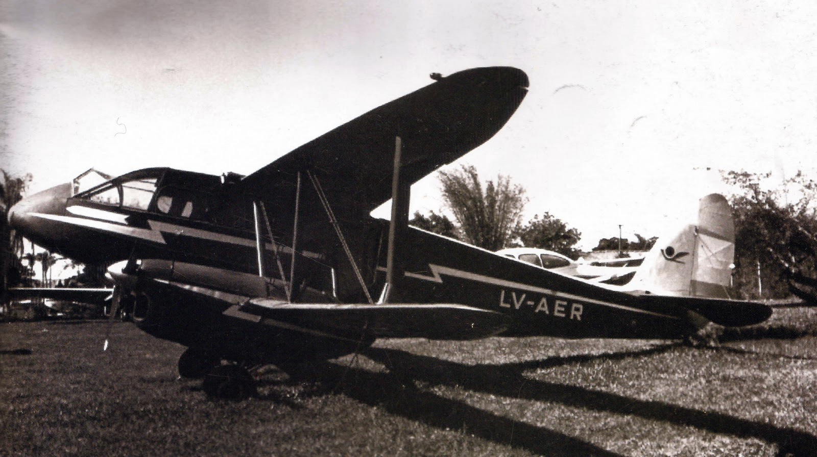 Historias Individuales: LV-AER de Havilland DH 89A DOMINIE c/n 6609