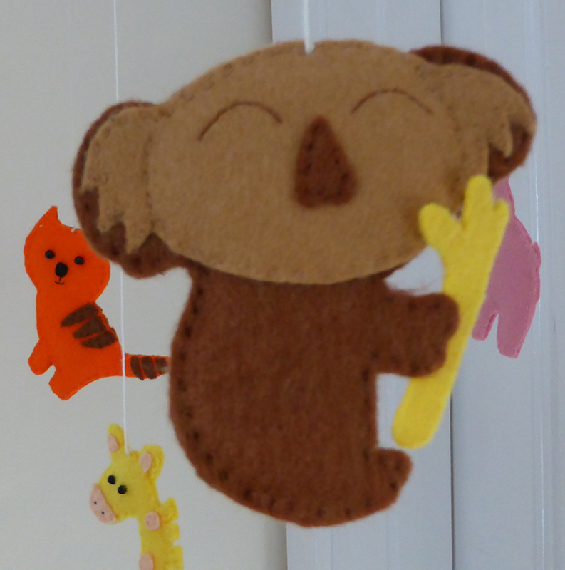 LinsArt: Felt Animal Mobile