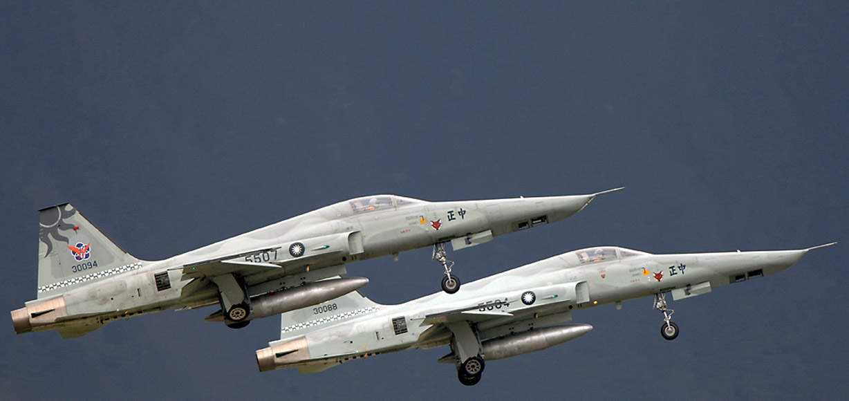 nhungdoicanh: Northrop RF-5E TigerEye