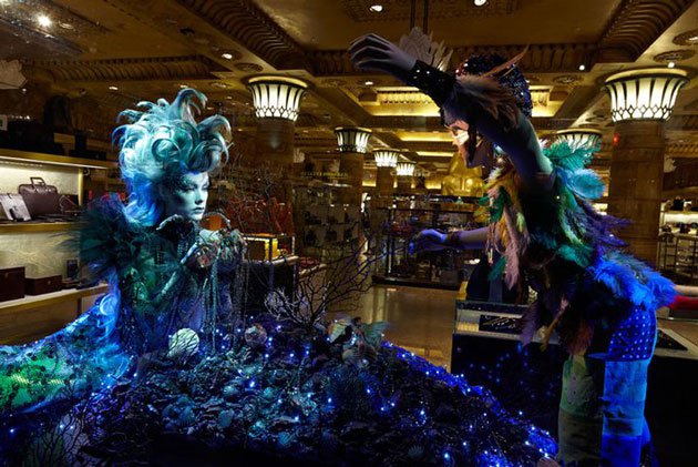 Visual Merchandising: May 2013