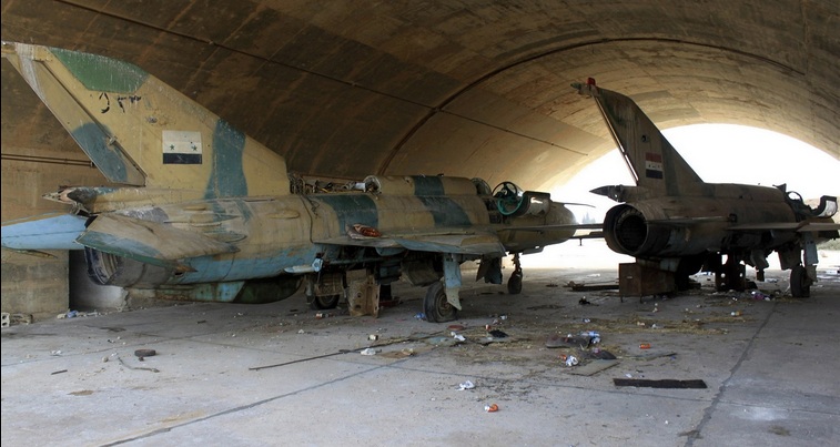 Jet & Prop by FalkeEins: Syrian Mig 21s