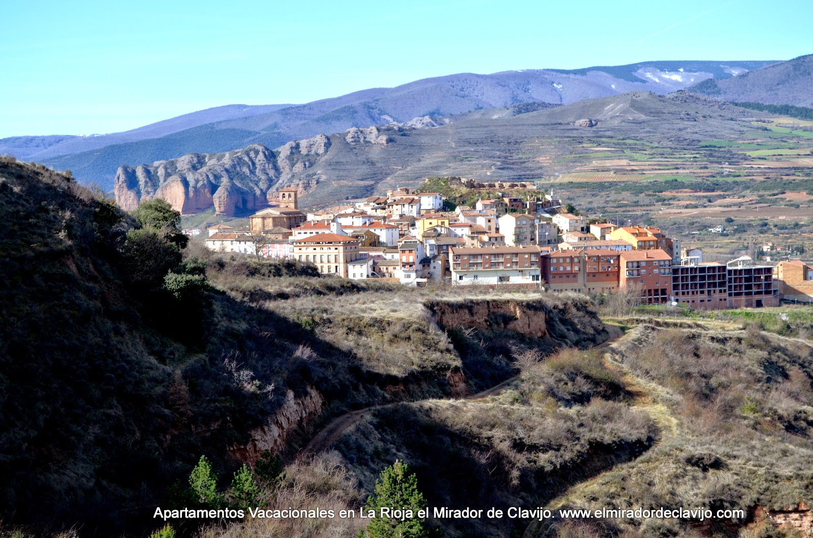 Rutas de senderismo en La Rioja: Cuevas de los Palomares de Nalda