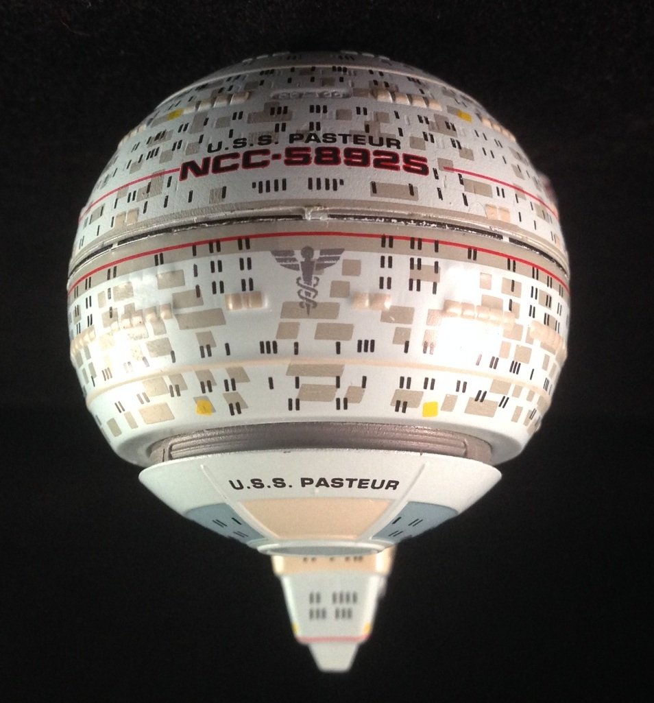 Star Trek Tafelrunde "Hermann Darnell" Potsdam Babelsberg: Eaglemoss 42 ...