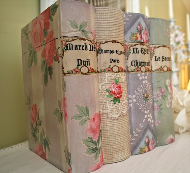 The Polka Dot Closet: Vintage WallPaper Covered Books