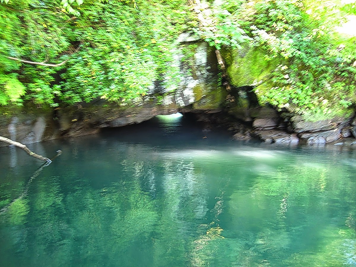 Gary's Outdoor Wanderings2: CALDERWOOD LAKE CAMPING with an irritating ...