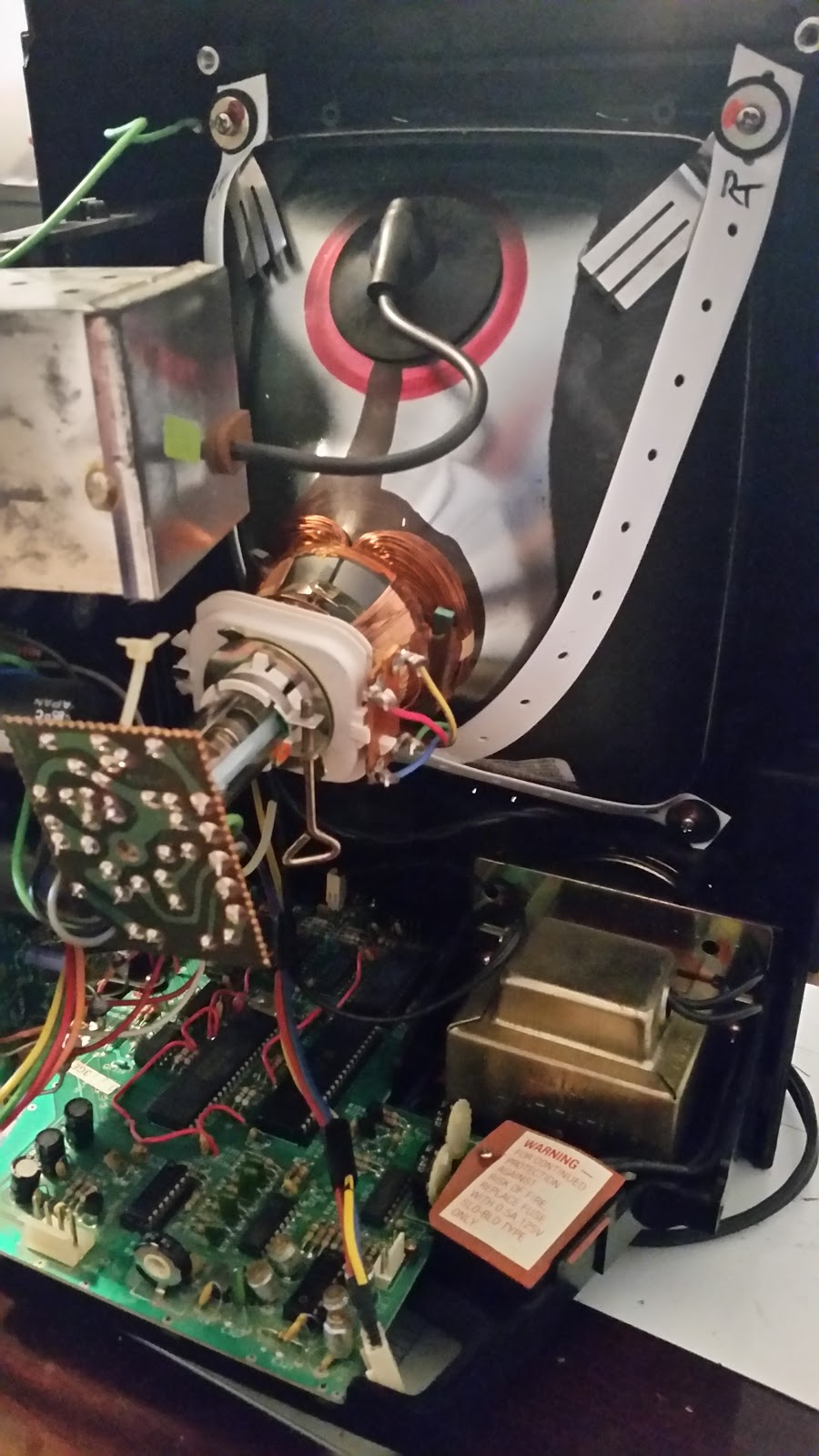 Retro Tinker: Vectrex CRT Replacement