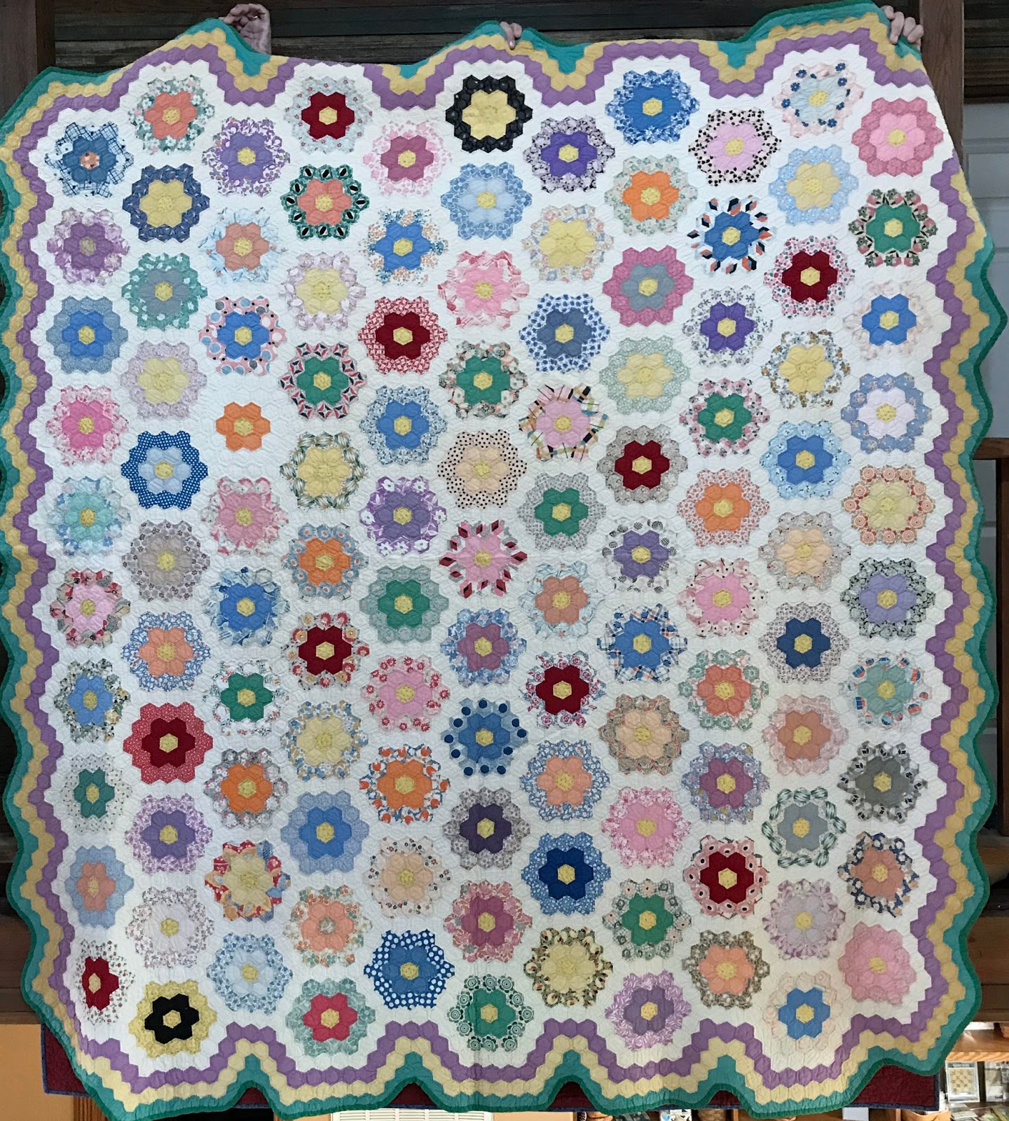 Melva Loves Scraps: Quilters Through The Generations - Doris Rice