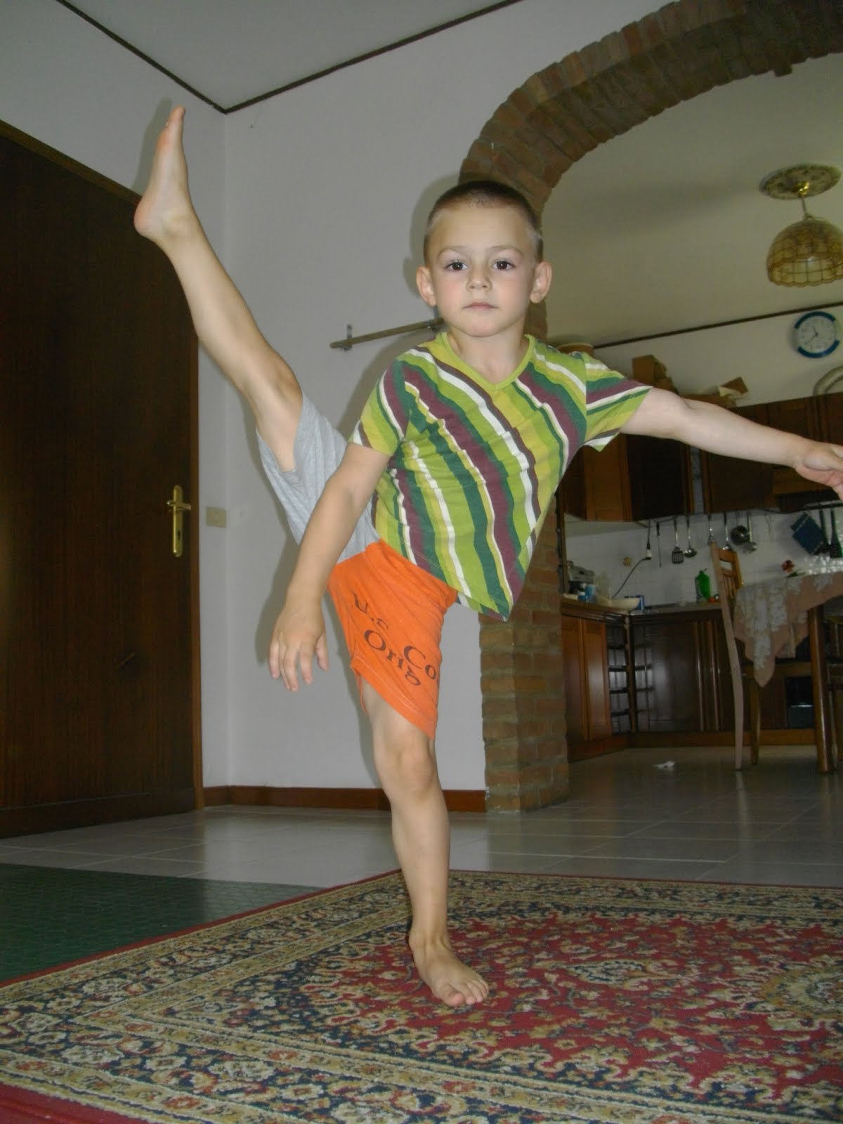 Giuliano Stroe: Giuliano's muscle and split