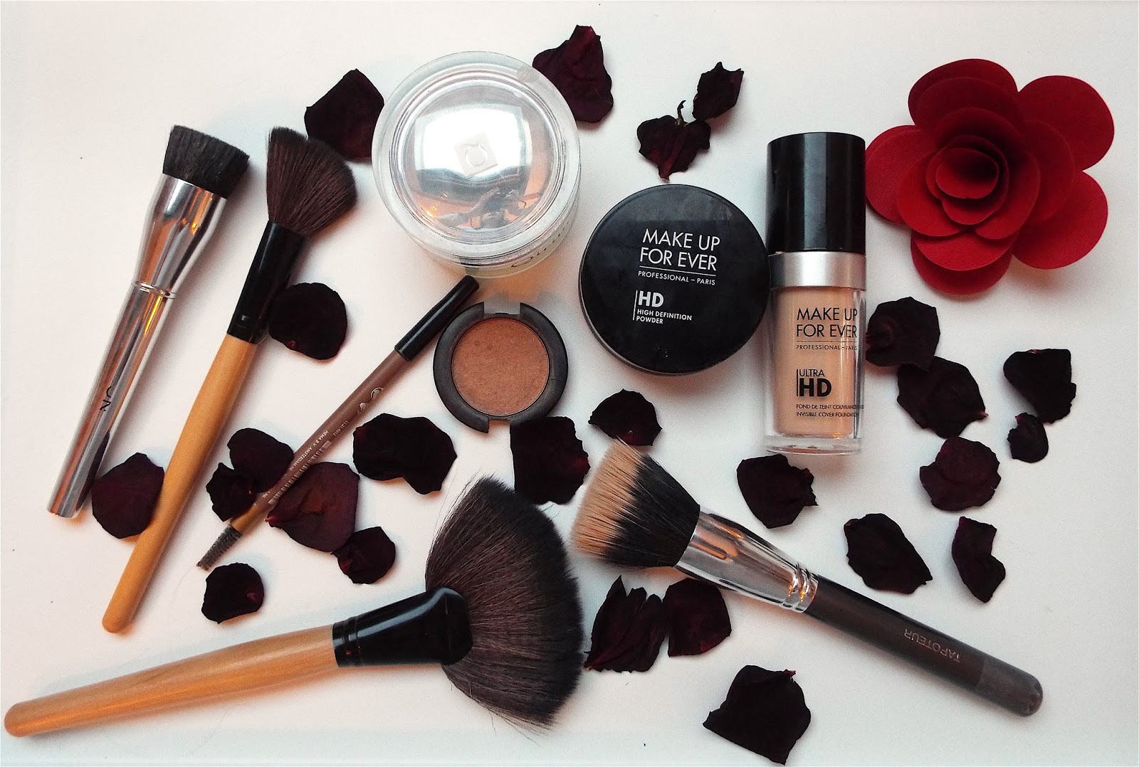 Et si on portait un maquillage rouge pour la Saint-Valentin ? - Comme ...