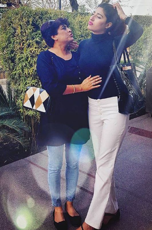 Shreya Mehta Age, Height, Boyfriend, Family, Biography & More