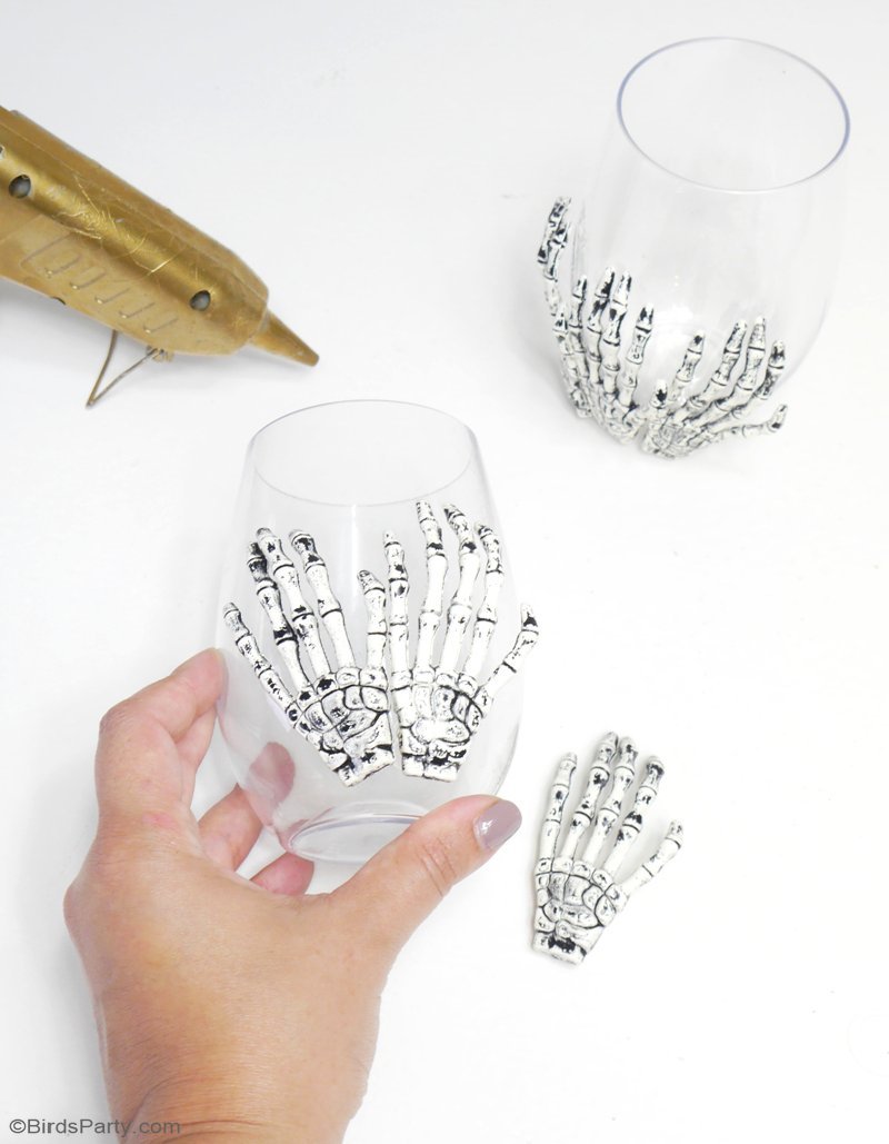 Quick & Easy Halloween Party Crafts with Free Printables - Party Ideas ...