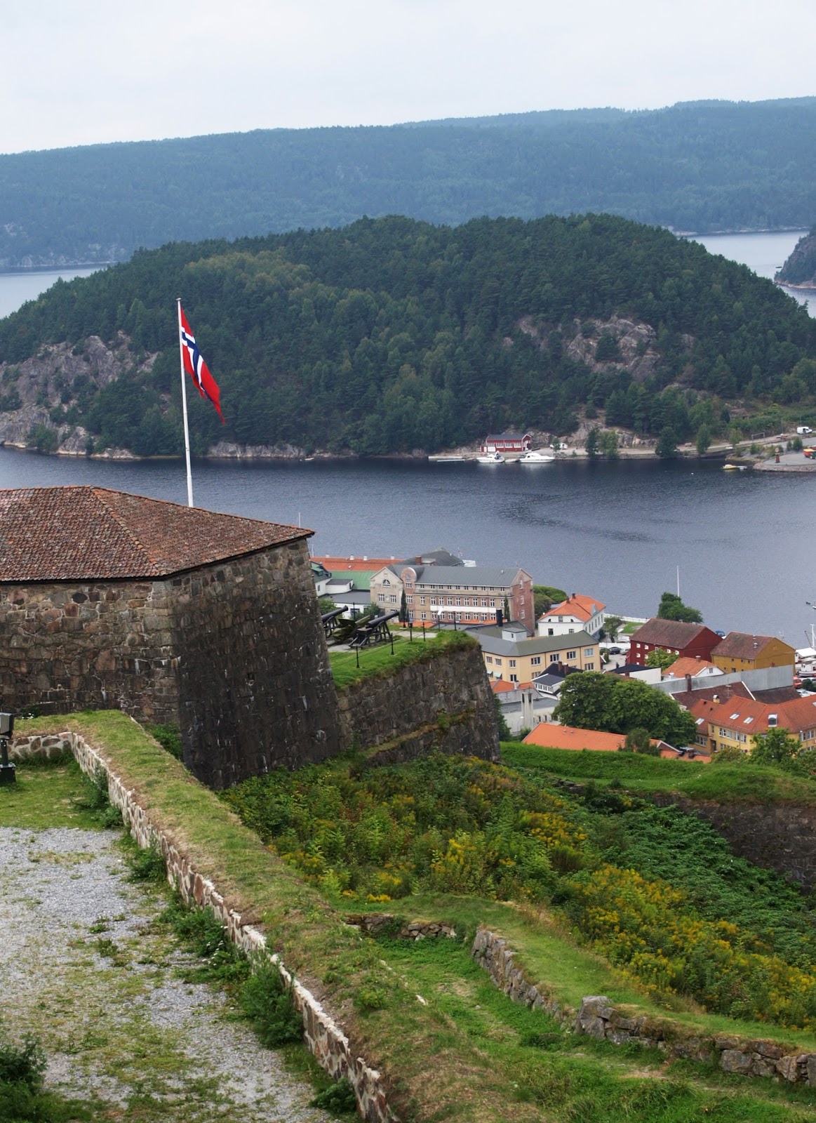 Vilt og vakkert: Fredriksten festning i dag