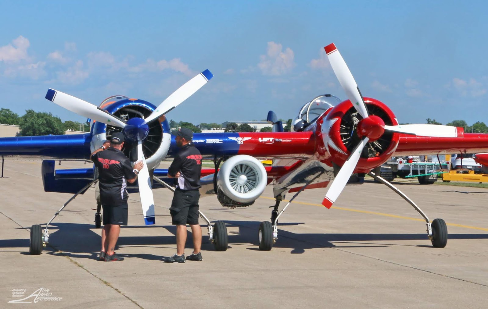 The Aero Experience: EAA AirVenture Oshkosh 2018: Airshows - Yak-110