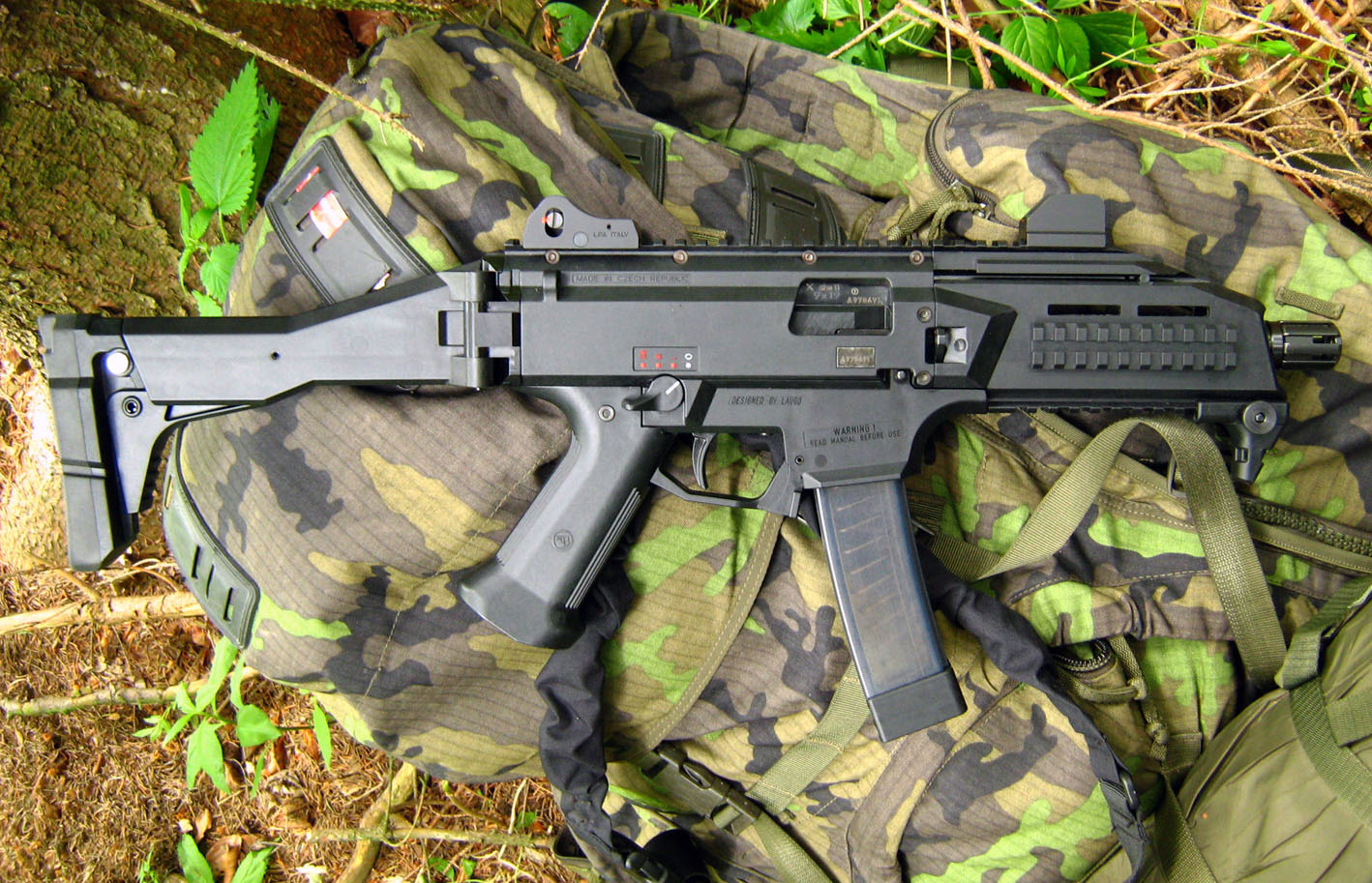 Defensa y Armas: SCORPION EVO3 A1