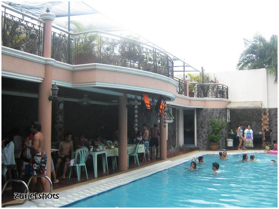 Zuriel Shots: Villa Nica Resort