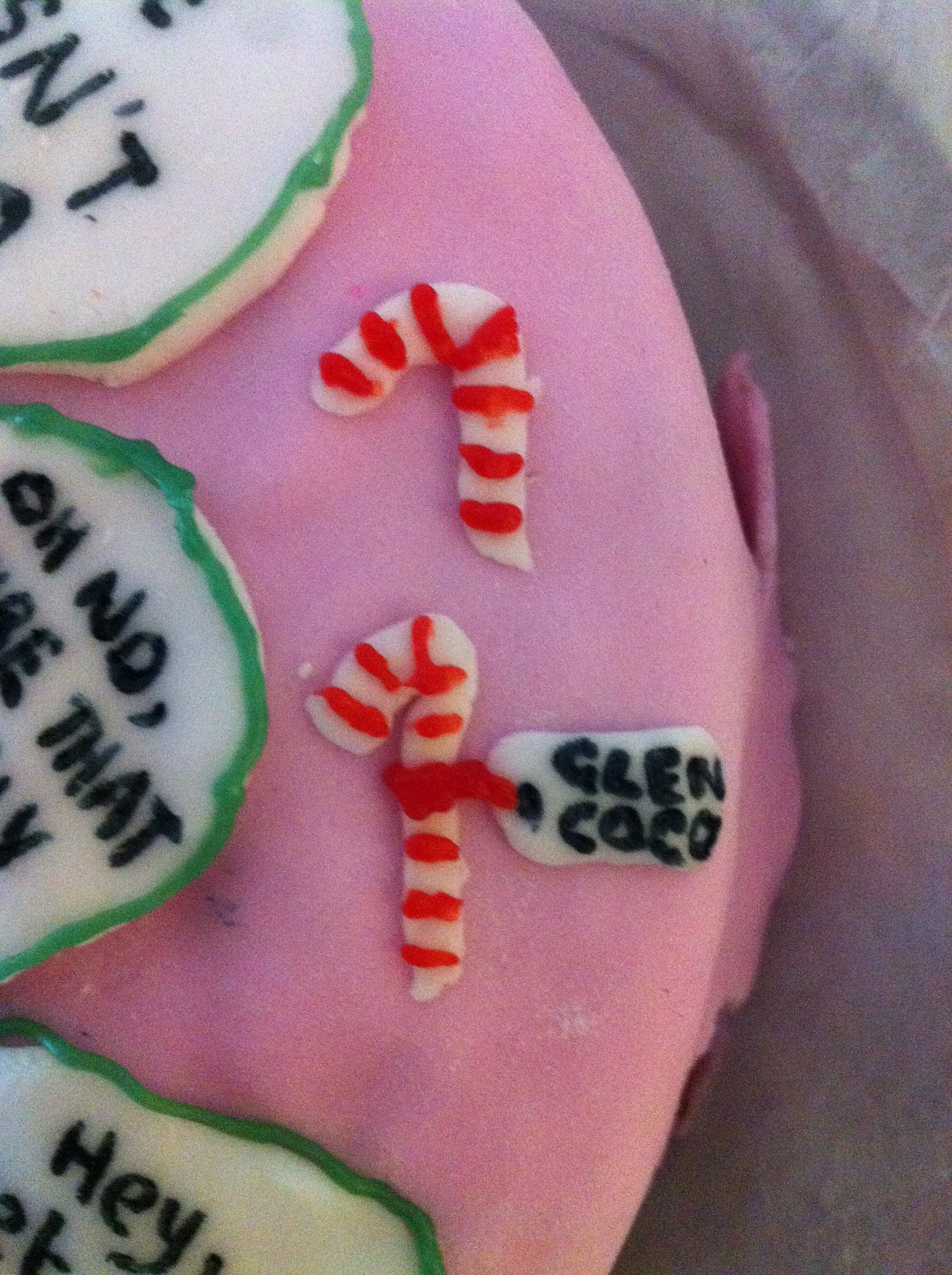 RIDICULOUS CAKES: Pass that Dutch: Mean Girls cake.