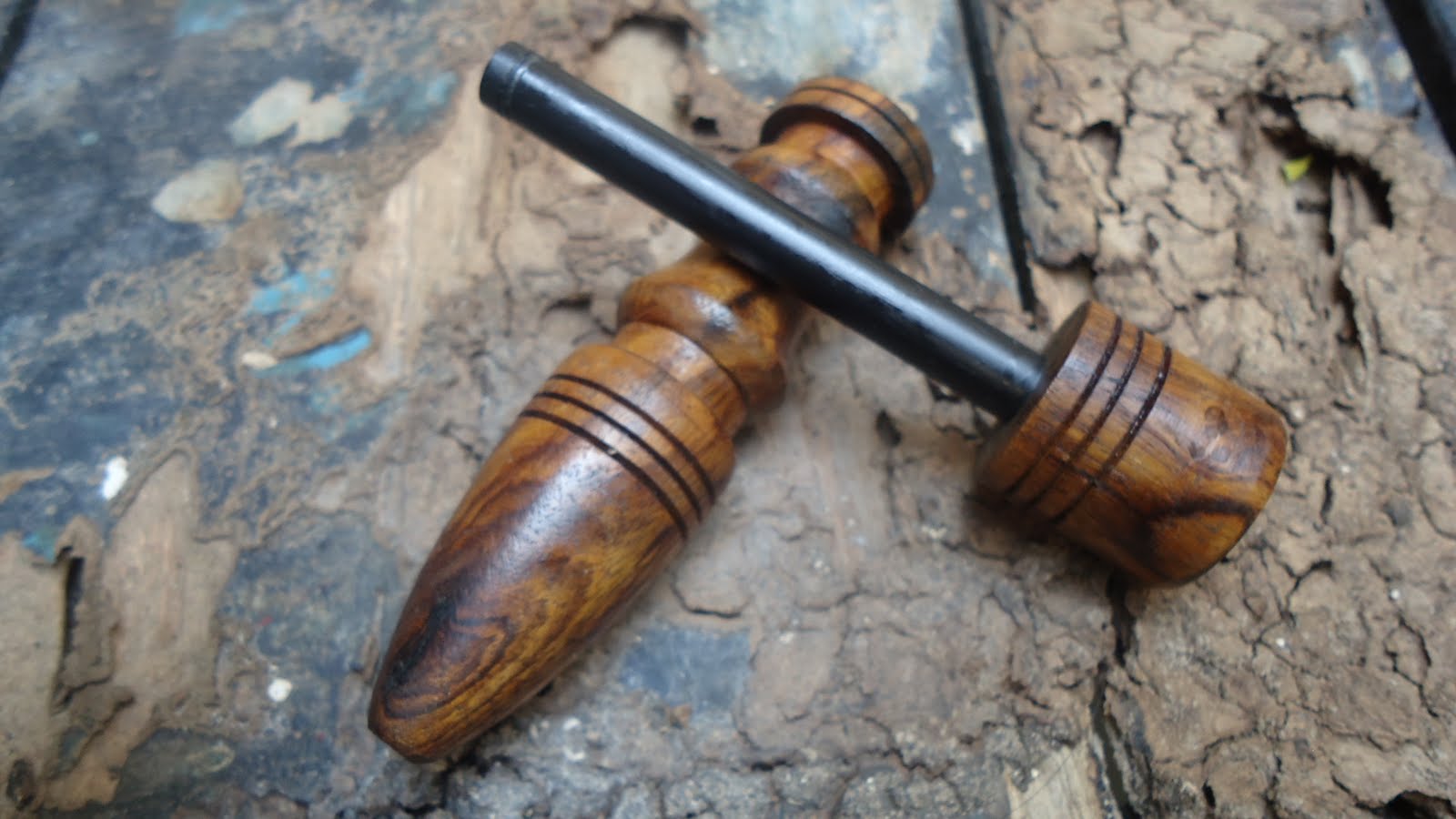 Damascus World: Wooden Fire Piston