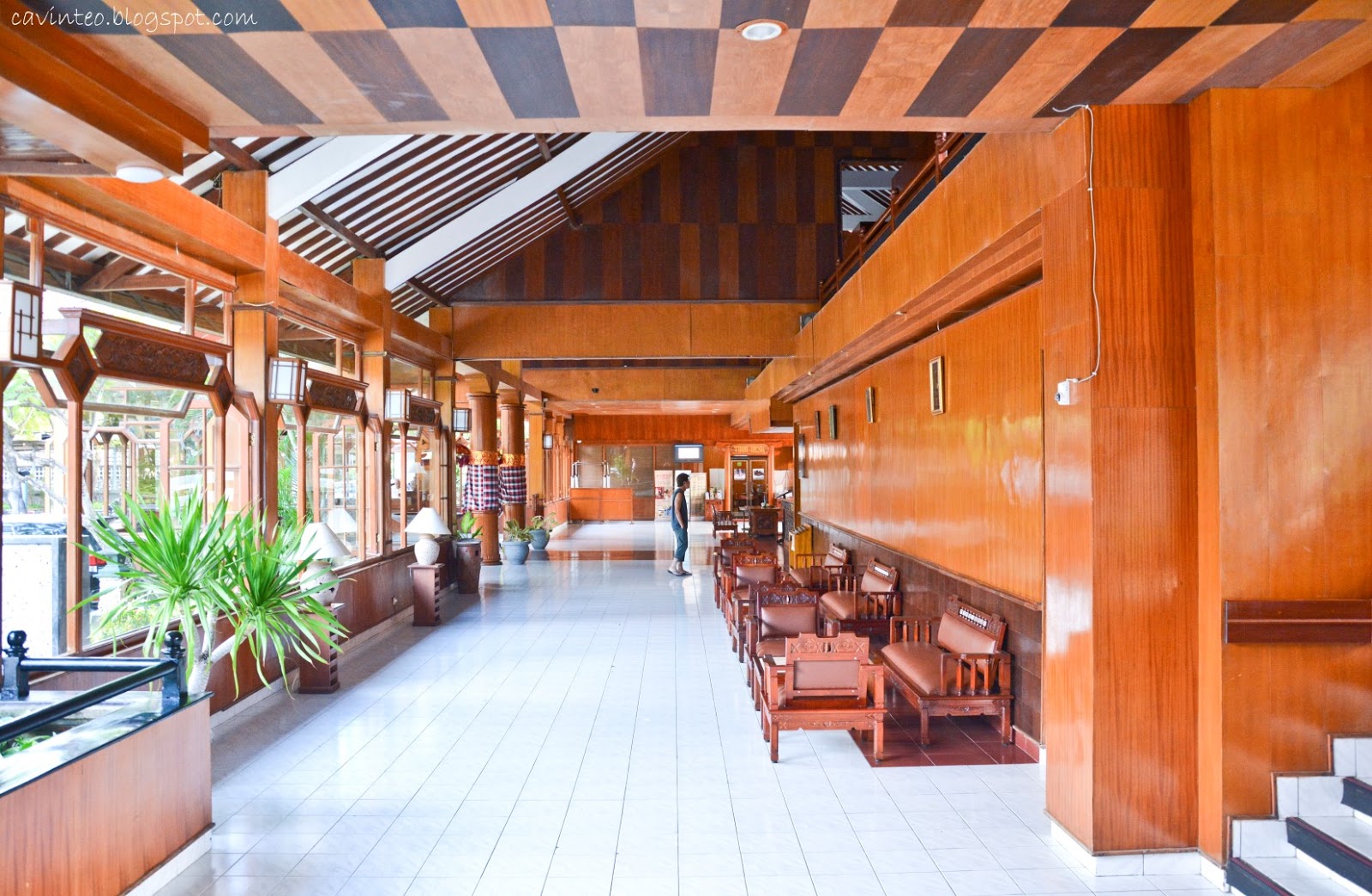 Entree Kibbles: Grand Istana Rama Hotel - Super Near to Kuta Beach ...