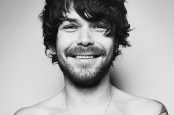 ZZC (Simon Neil of Biffy Clyro) unveils début track "To The Bone"