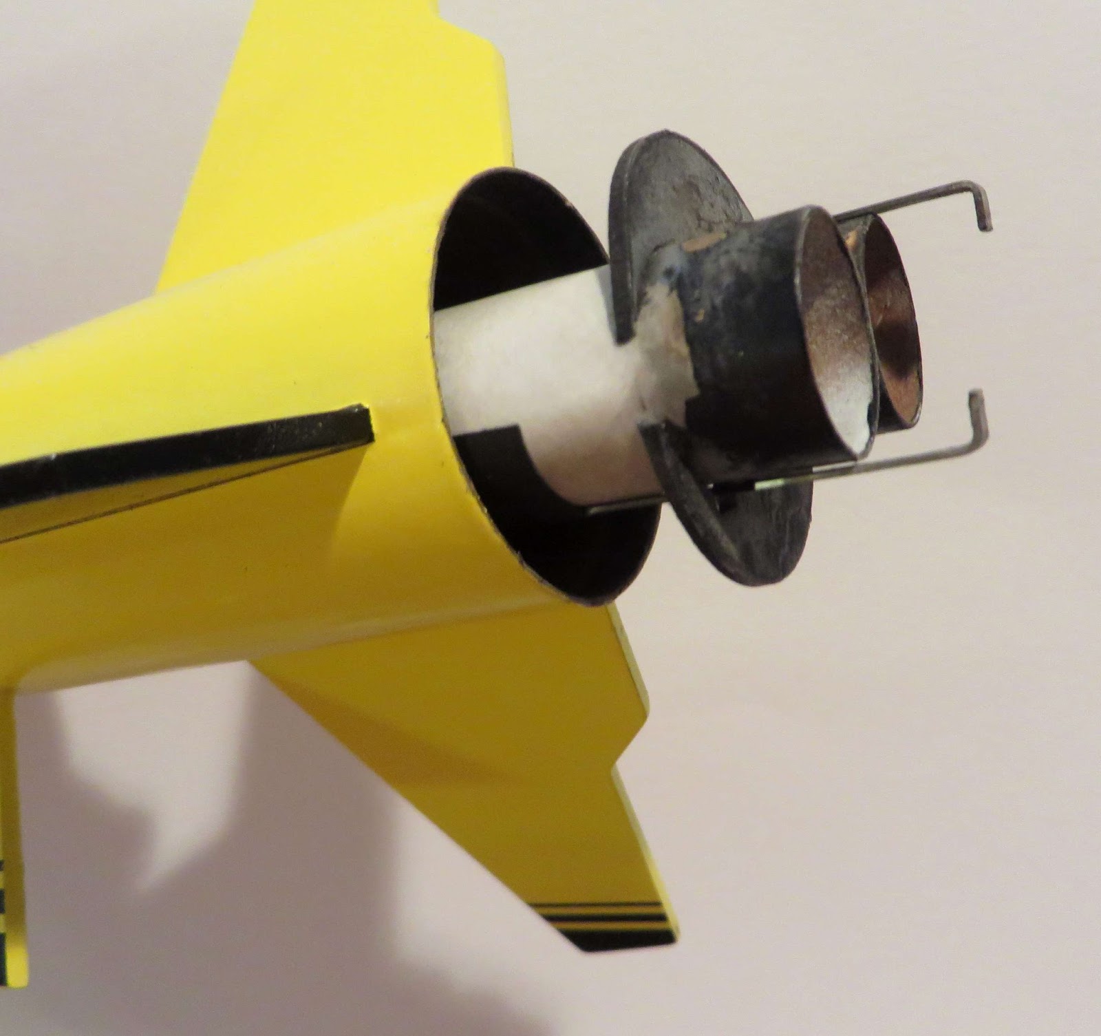 Model Rocket Building: The BIG FIX, Quest Magnum Engine Mount