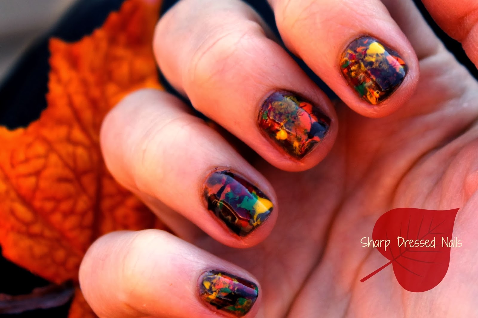 Sharp Dressed Nails: Abstract Fall Nails