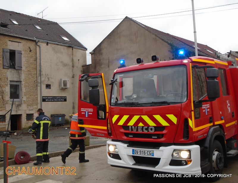 LES SAPEURS POMPIERS DE CHAUMONT