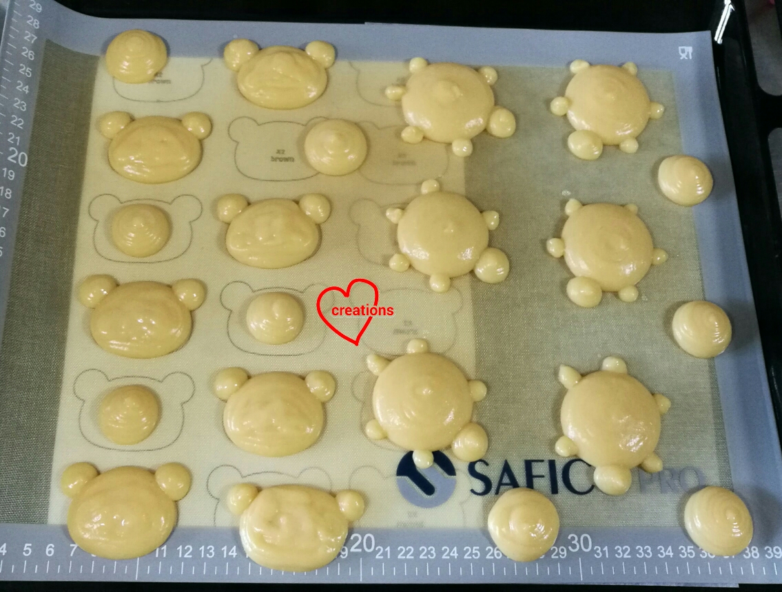 Loving Creations for You: Turtle Matcha Custard Cream Puffs