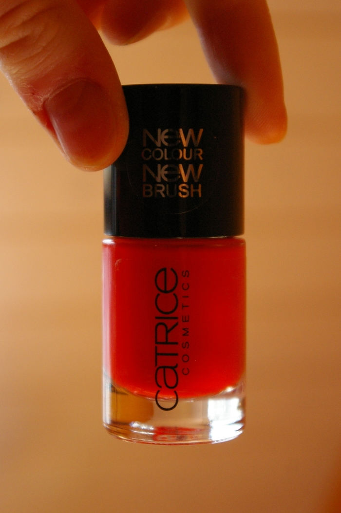 Mademoisielle: Redder than red