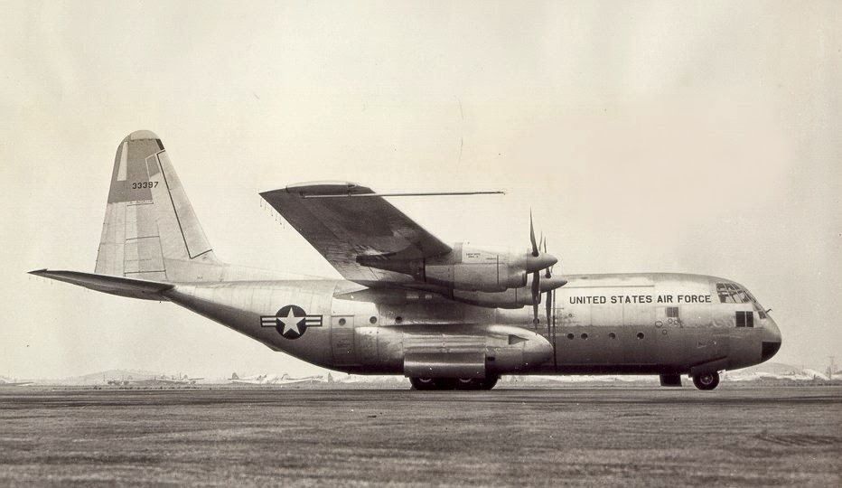 Des pilotes et des avions.: Lockheed YC-130 Hercules