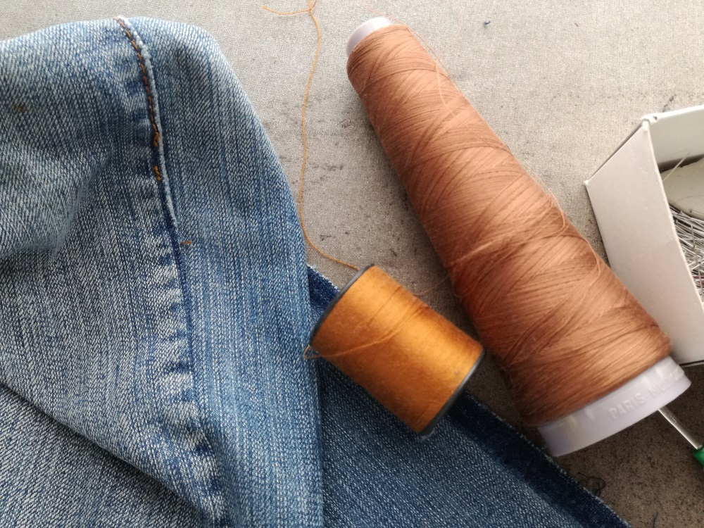 Craftrebella: New look for your old jeans - DIY