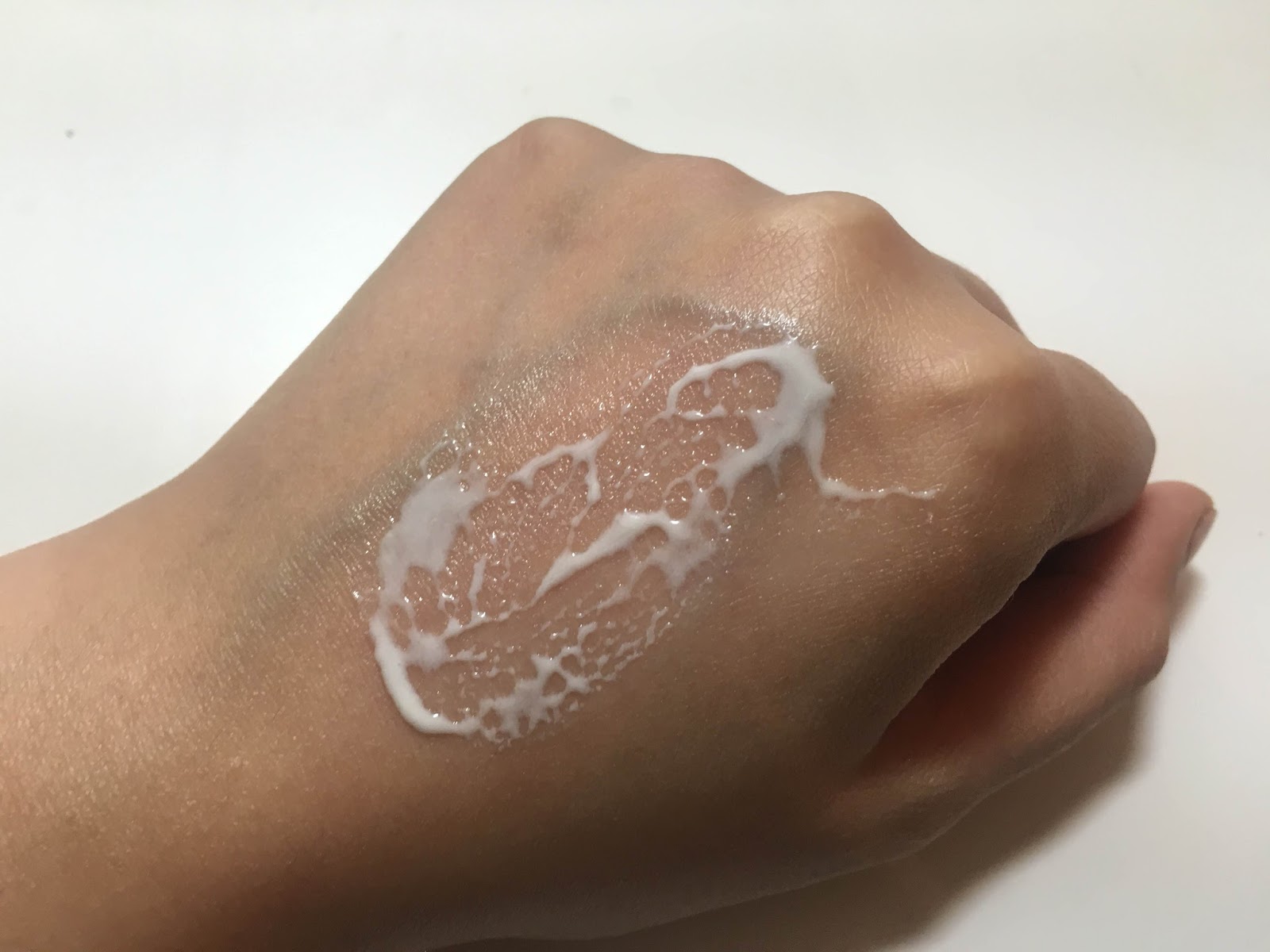 Favourite Sunscreen: Allie UV Mineral Moist Neo by Kanebo - ALIXIRS