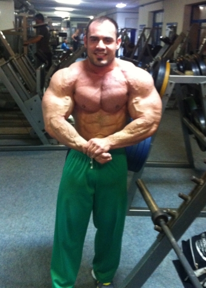 Bodyspace Junction: Gary Bognár: 9.5 Weeks Out, 220lbs!